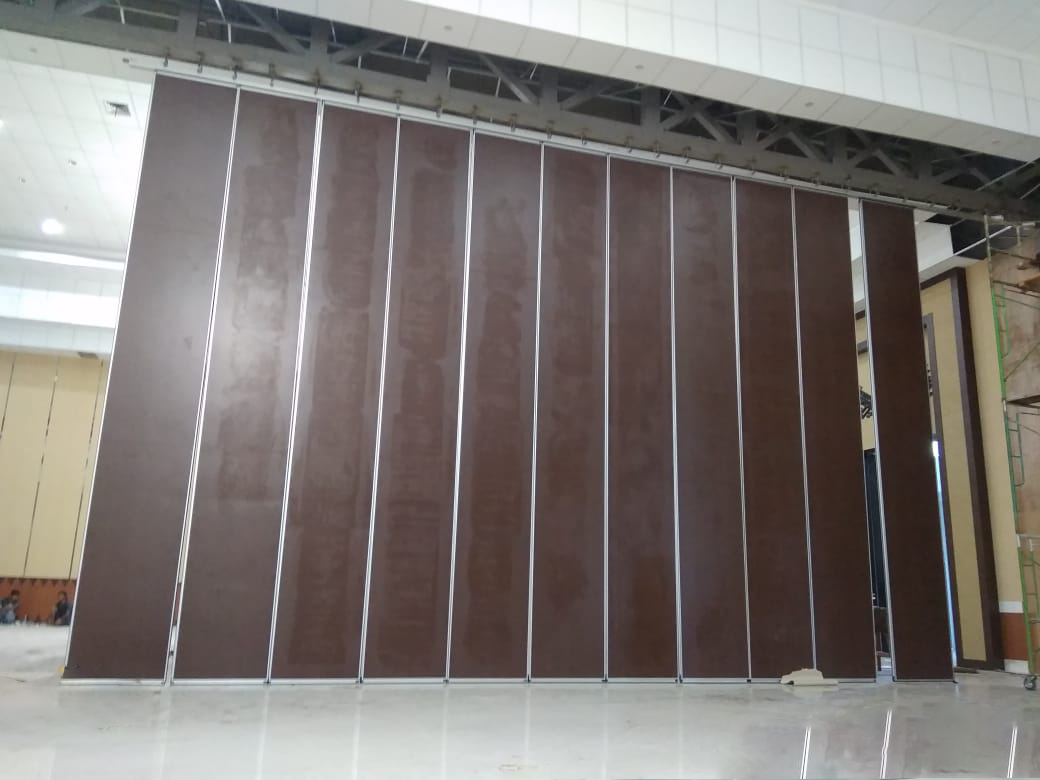 Partisi Ruangan R8, Alternatif Sekat yang Fungsional - Desainstand