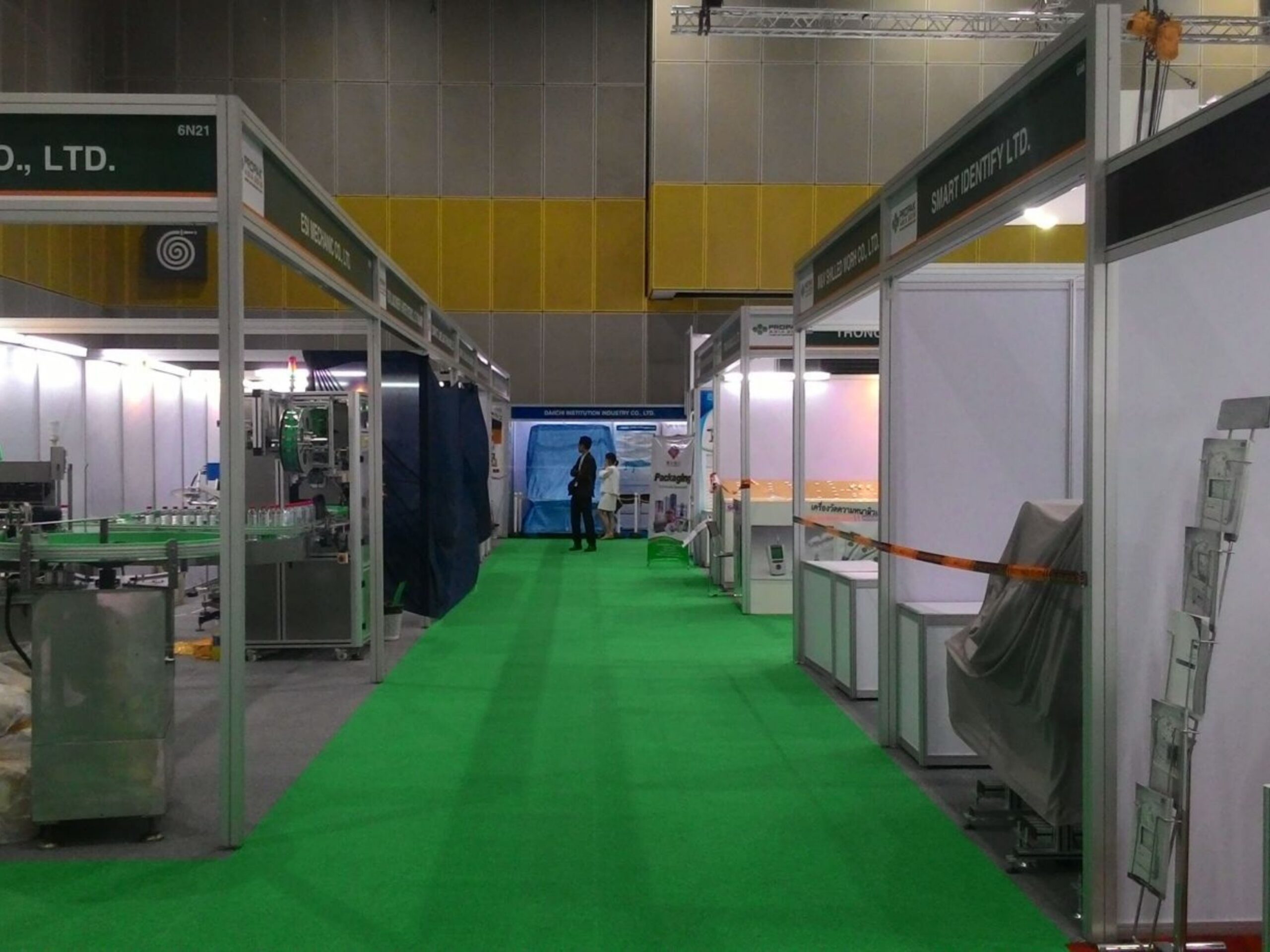 Stand Partisi pameran - Desainstand